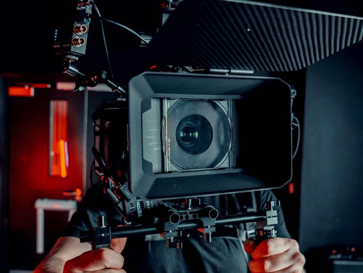 Qu’est-ce qu'un studio live streaming | Studio Webcast Paris
